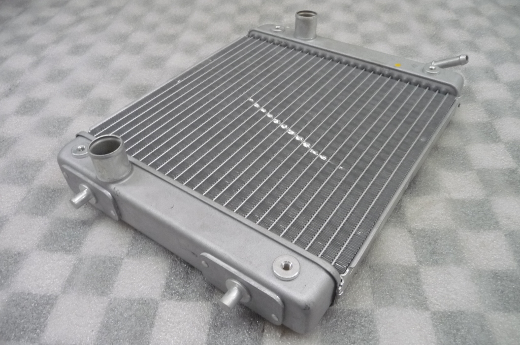 Fisker Karma Right Engine Battery Cooler Cooling Radiator C131111115202 ...