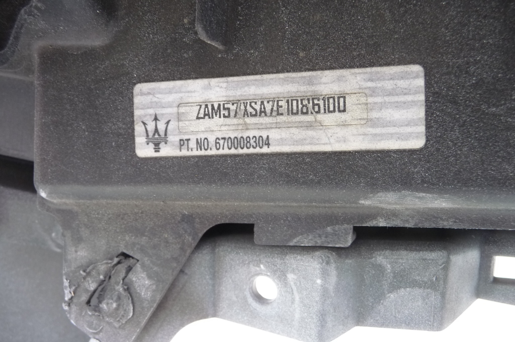 Maserati Ghibli M157 Front Bumper Cover with PDC / Non Washer 673001803 ...