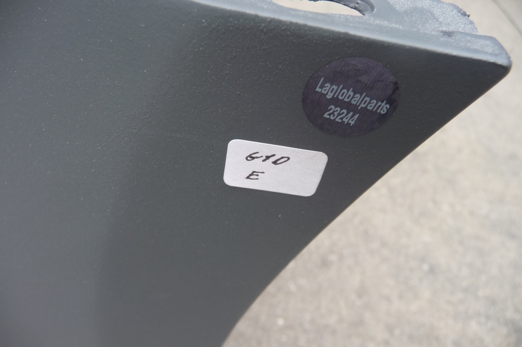 Maserati Ghibli M157 Front Bumper Cover with PDC / Non Washer 673001803 ...