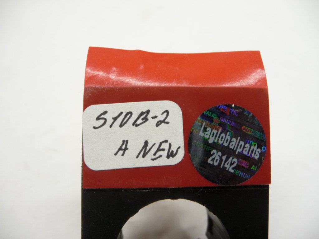 2012-2015 Tesla Model S Rear Right Park Assist Retainer S7 1048522-B ...