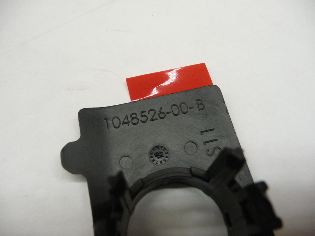 2012-2015 Tesla Model S Rear Right Park Assist Retainer S11 1048526-00 ...