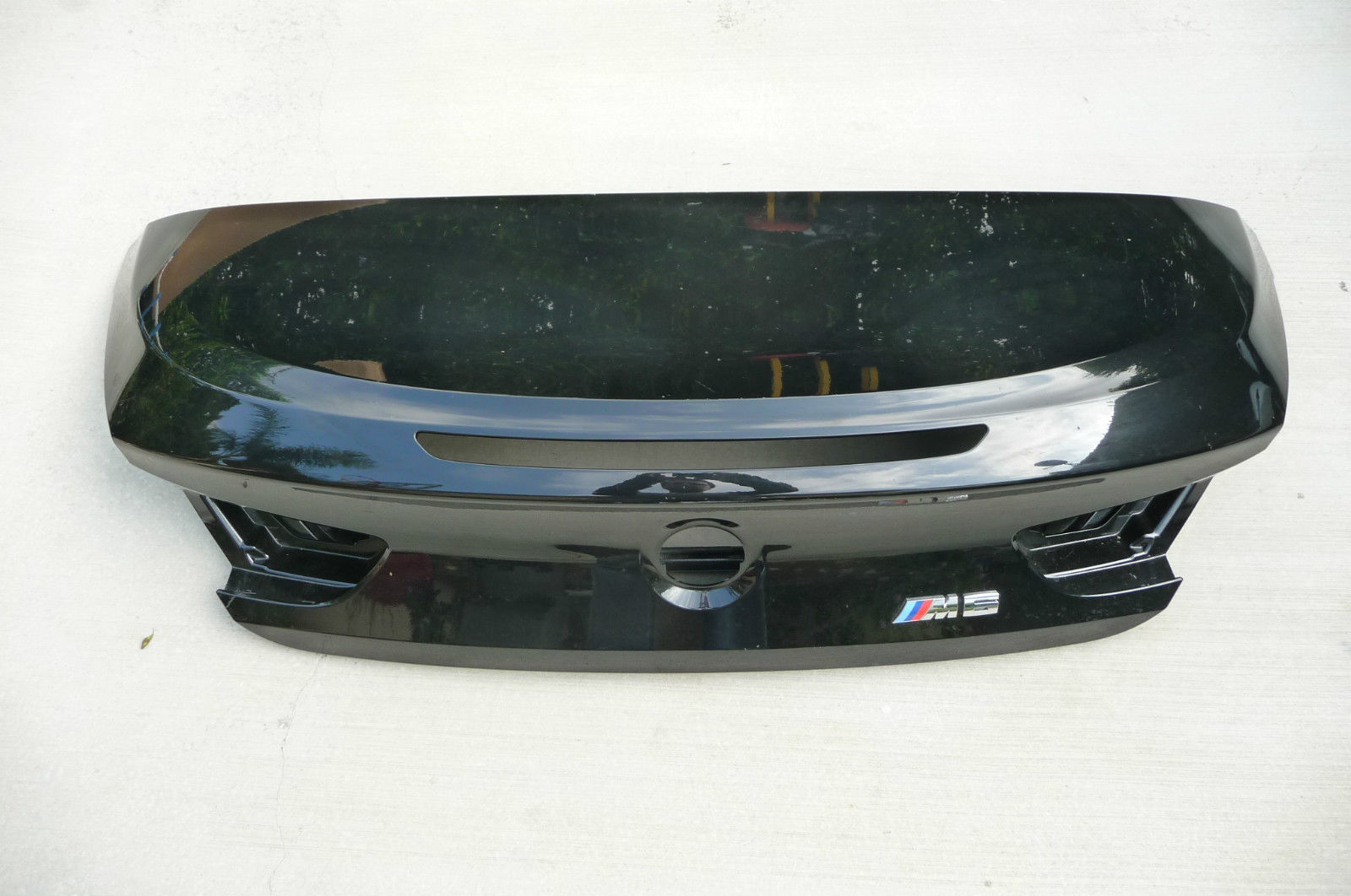 BMW 6 Series 640i 650i M6 E63, E64 Trunk Lid cover 41627228146 OEM OE ...