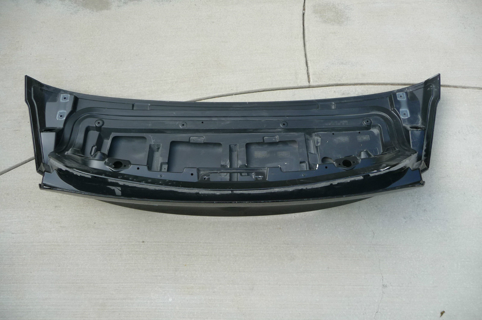 BMW 6 Series 640i 650i M6 E63, E64 Trunk Lid cover 41627228146 OEM OE ...