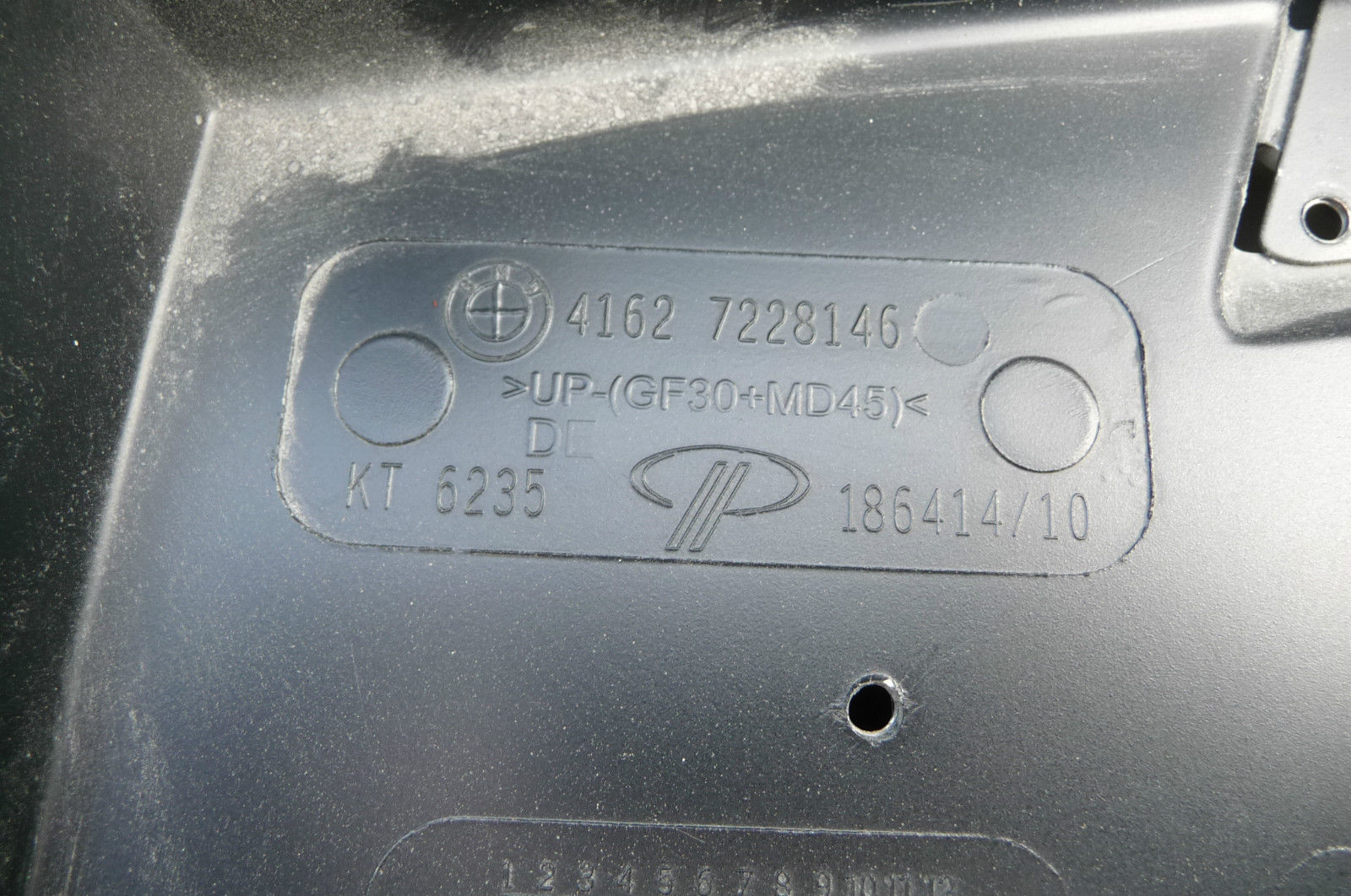 BMW 6 Series 640i 650i M6 E63, E64 Trunk Lid cover 41627228146 OEM OE ...