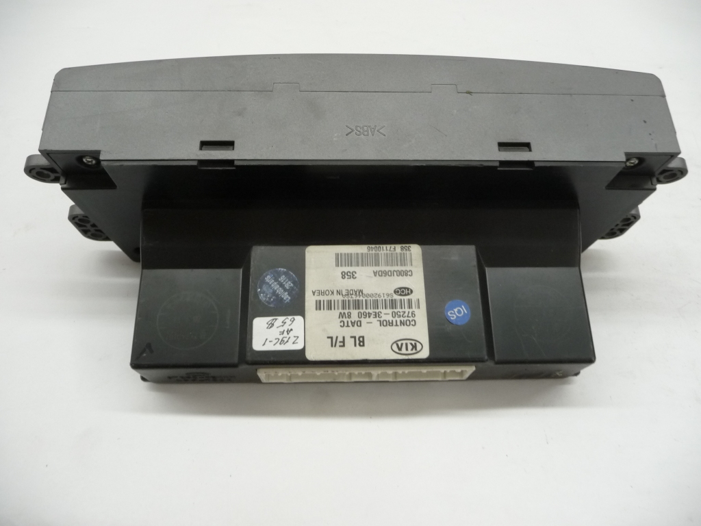 2007-2008 Kia Sorento A/C Heater Temperature Climate Control 97250 ...