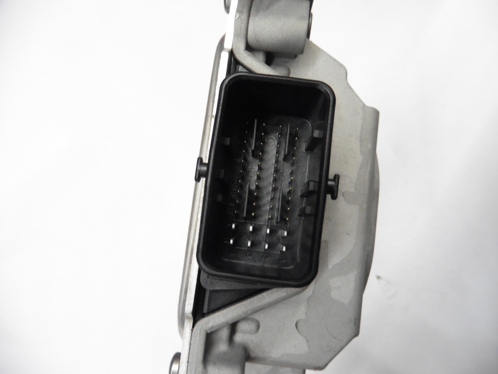 2017-2018 BMW G11 G12 Control Unit, KLE Convenience Charging ...