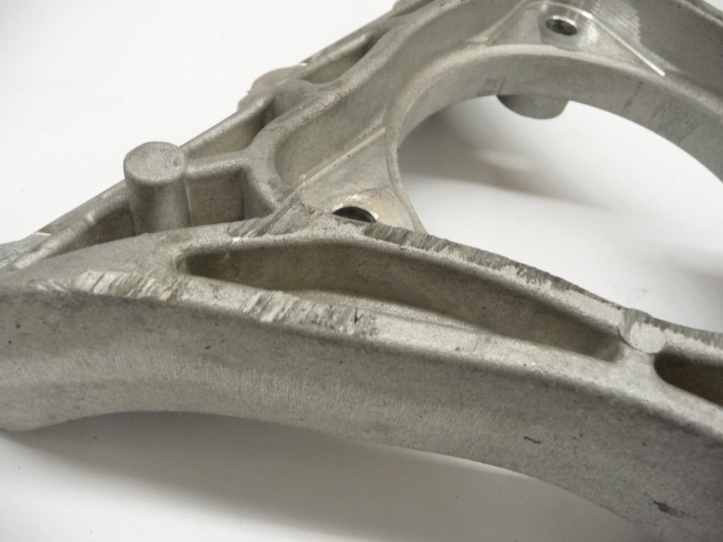 2014-16 Maserati Ghibli Quattroporte Transmission Mount Bracket ...