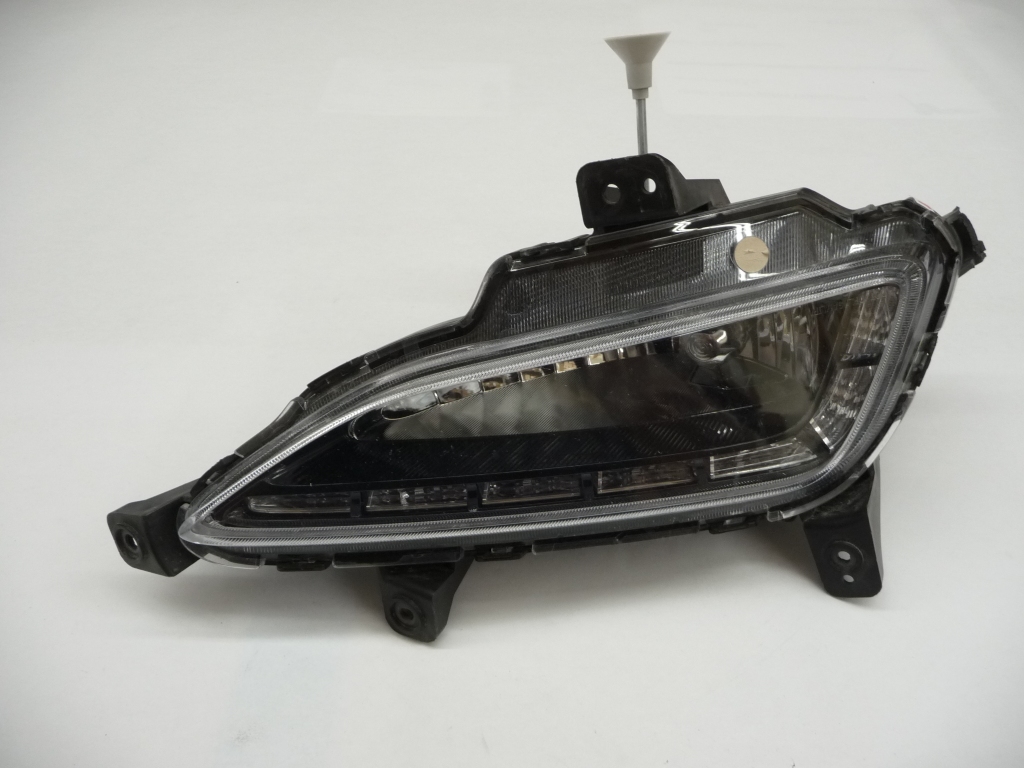2016-2018 Hyundai Tucson Right Passenger Side Fog Light Lamp 92202 ...