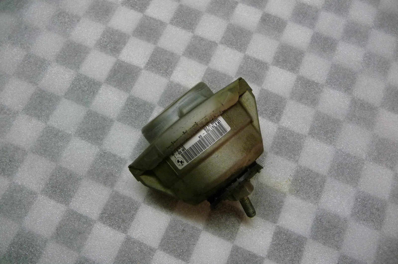 BMW 5 Series Engine Suspension Left Rubber Mounting 22116761089 OEM OE ...