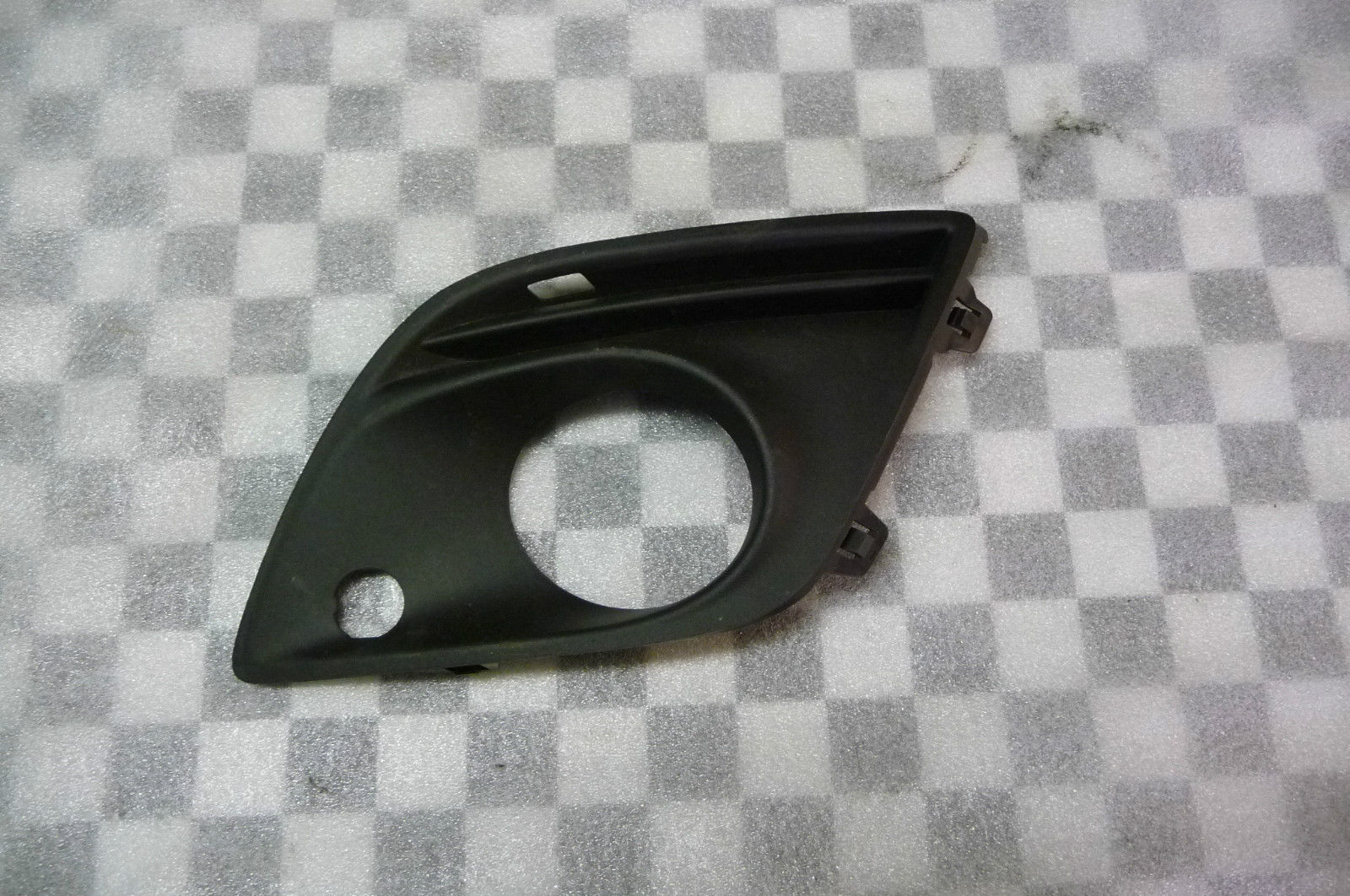 Volvo XC60 Left Front Bumper Grille Opening Cover with Fog PDC 31294051 ...