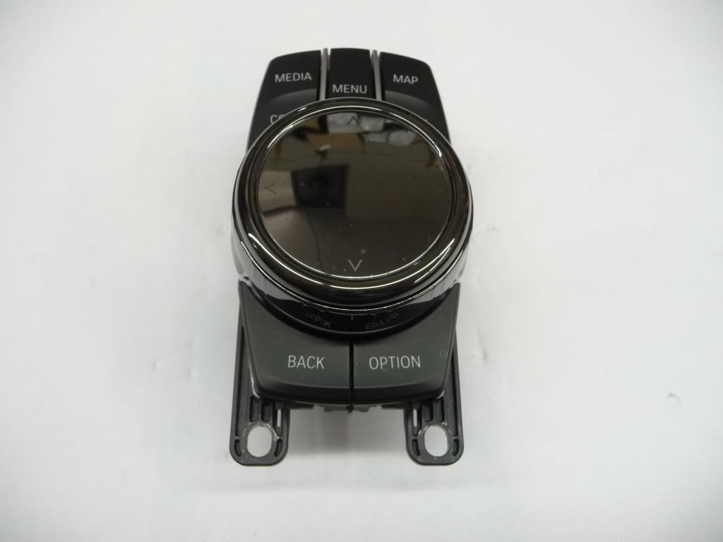 2018-2019 BMW G30 G31 G32 530i 540i Center Console Controller ...