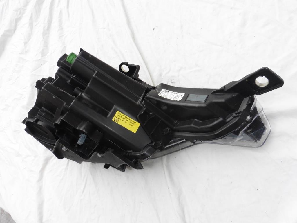 Maserati Levante M161 Left Driver HID Headlight 670034641 670034642 OE ...