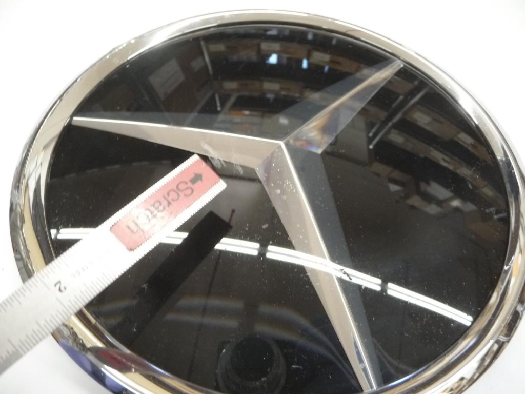 2015-2019 Mercedes Benz C300 SL550 Front Grille Star Emblem A0008880011 ...