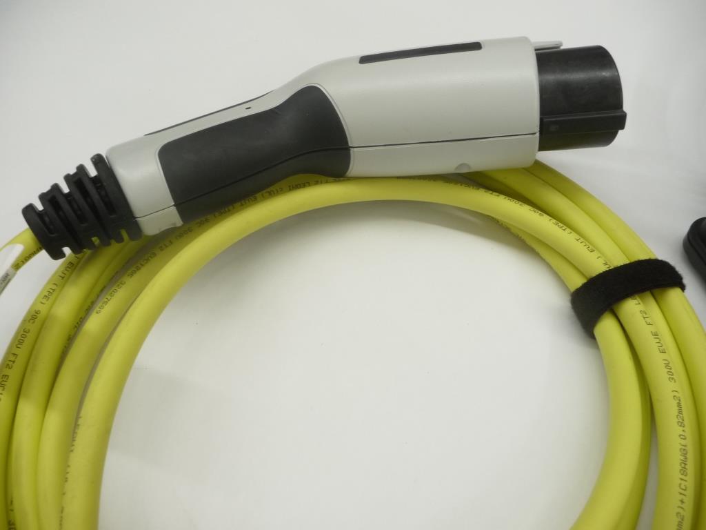 Jaguar Land Rover Mains Charging Cable JPLA-10C792-AA OEM A1 | LA ...
