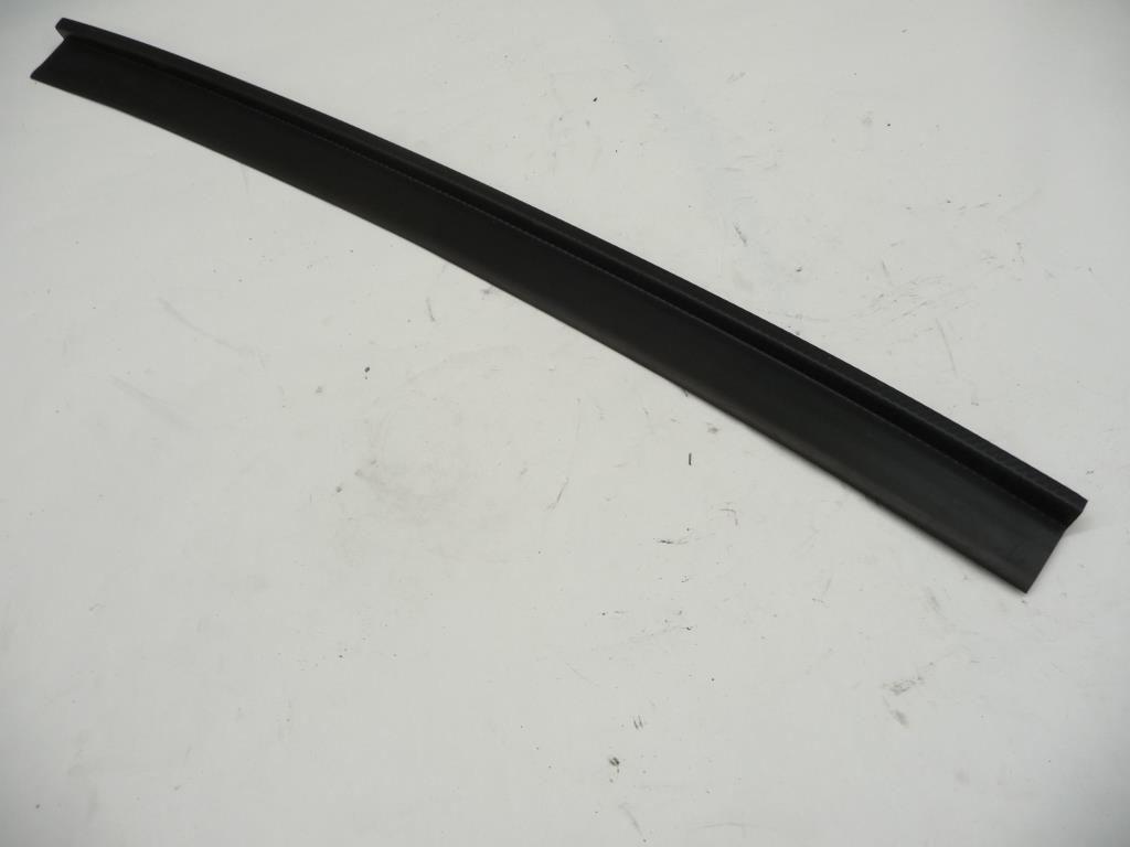 2020 BMW G14 G15 840i M850iX Front Spoiler, Hood Seal 51117946658 OEM ...