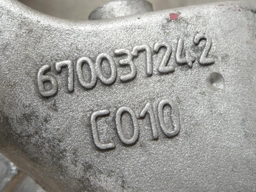 2017-2019 Maserati Levante RH Rear Hub Holder Assembly 670037241 OEM A1 ...