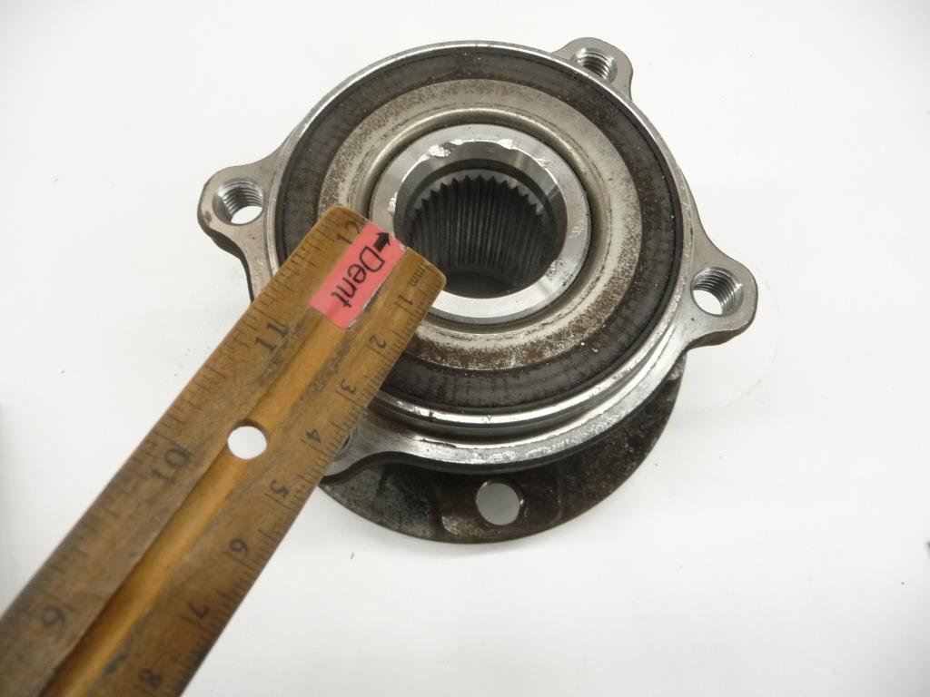 2017-2020 Maserati Ghibli, Levante Rear Wheel Hub Bearing 670032030 OEM ...