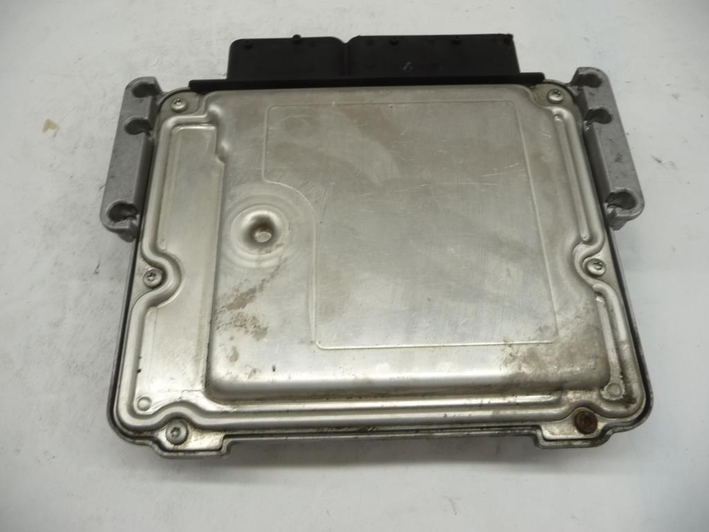 2012 Hyundai Genesis Engine Control Module Unit ECM 39110-3F280 OEM A1 ...