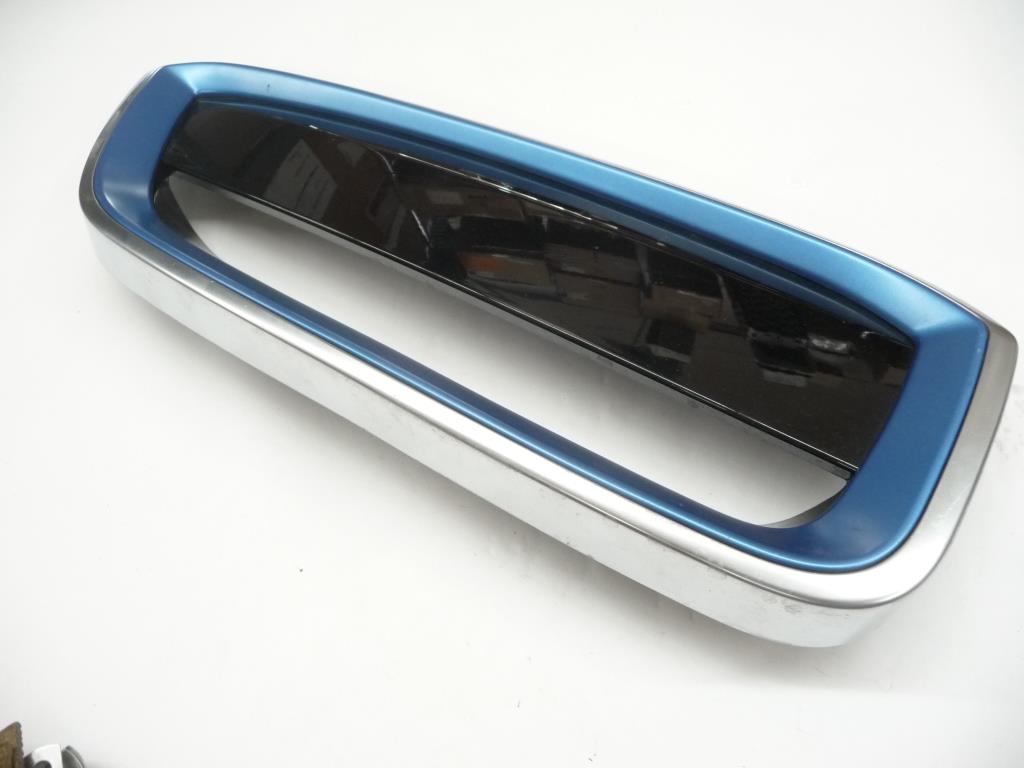 2014-2020 BMW i8 Front Bumper Right Grille, Blue 51137370634 OEM A1 ...