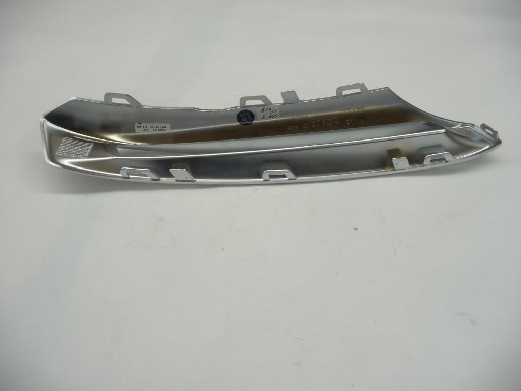 2013-2016 Mercedes Benz GL350 Front Right Fog Light Trim Bezel ...