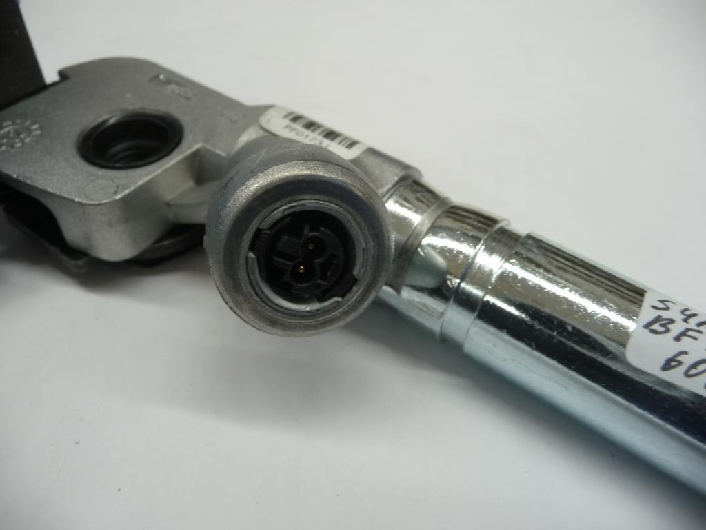 2011-2012 Chevrolet Malibu Front Right Seat Belt Tensioner 19210345 OEM ...