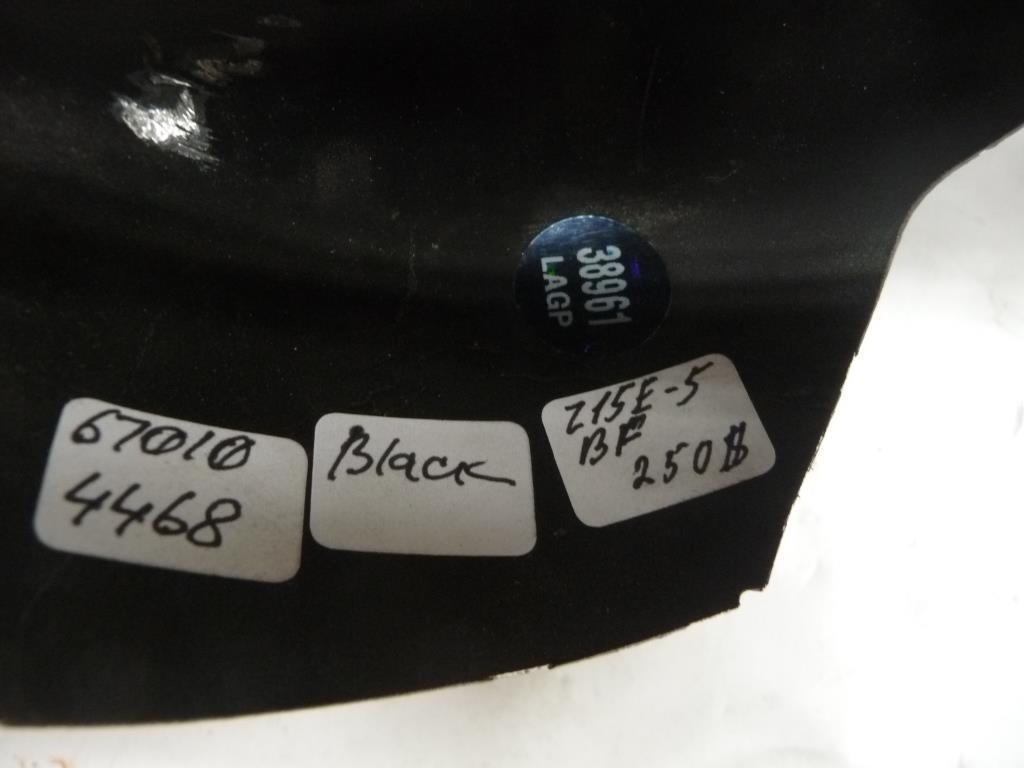 2017-2019 Maserati Levante Rear Bumper Right Exhaust Terminal Black ...