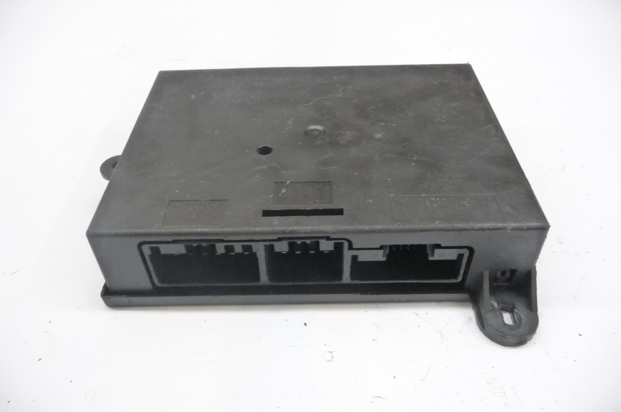 2018 Chevrolet Equinox Communication Control Module 13509839 OEM A1 ...