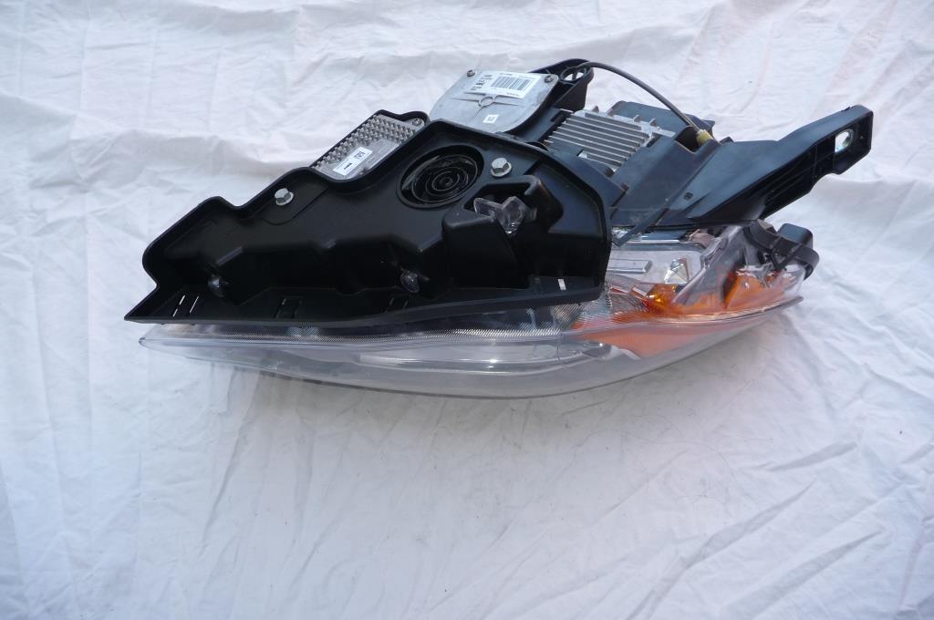 14-17 Maserati Quattroporte Right Passenger Headlight Headlamp ...