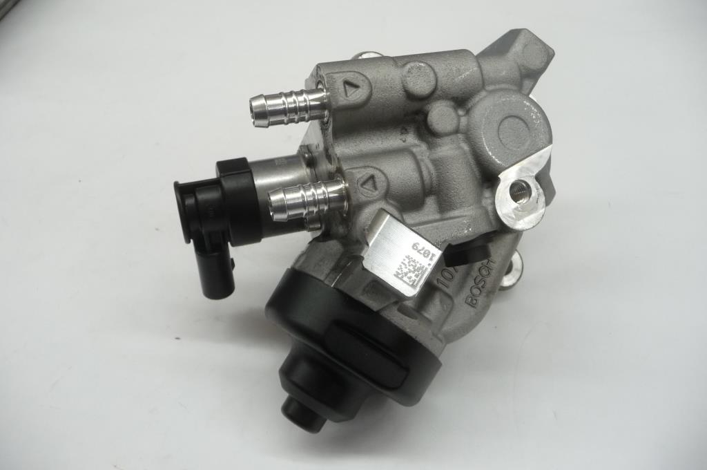 2014-2018 BMW F30 F25 328d X3 High-Pressure Pump 13517810696 OEM A1 ...