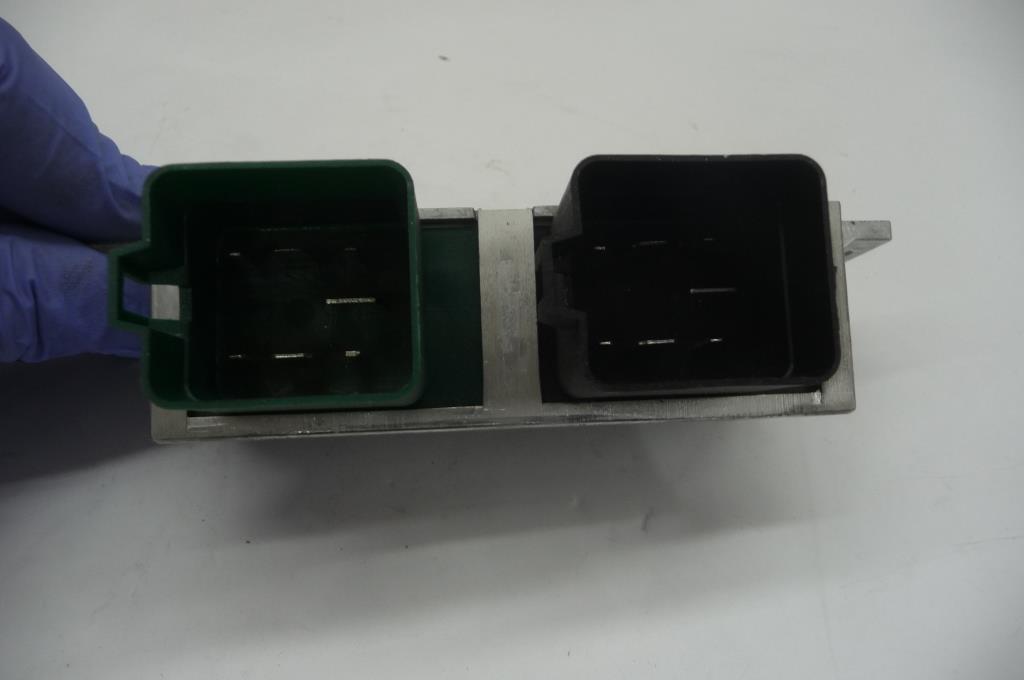 2004-2010 Ford F-250 Super Duty Glow Plug Control Module YC35-12B533-AC ...