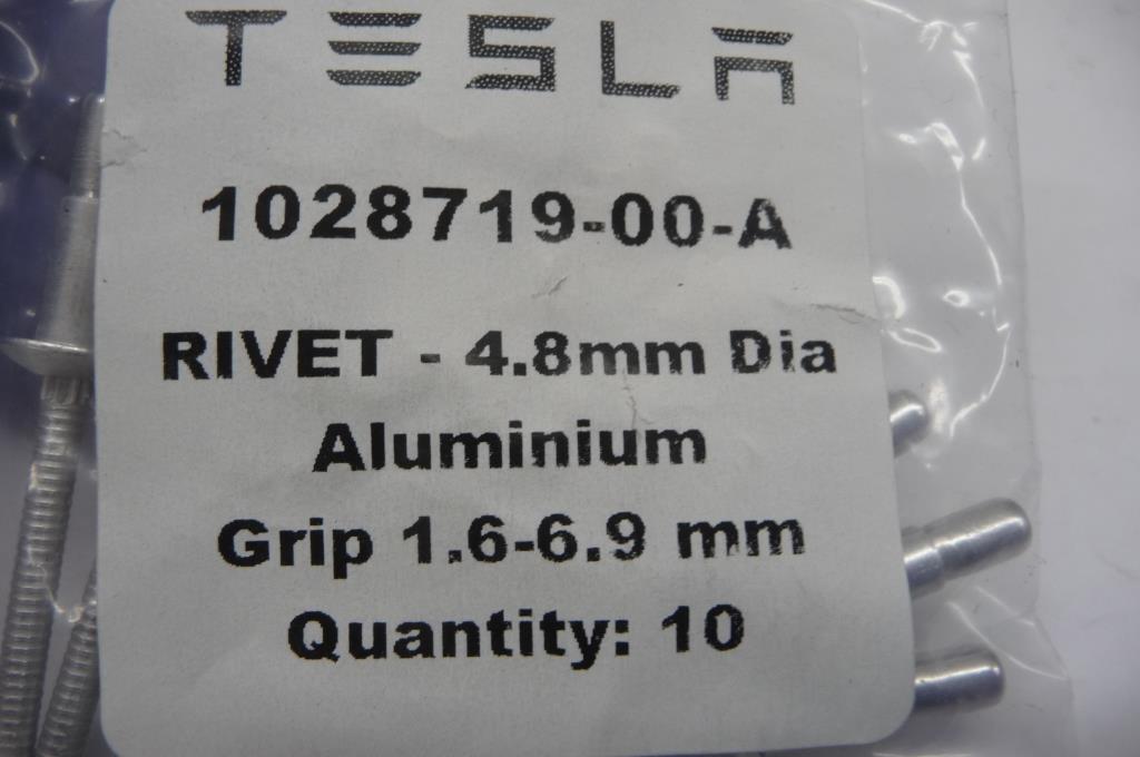 2017-2019 Tesla Model 3 Rivet, 4.8mm, 1.6 - 6.9mm, Set of 10 1028719-00 ...
