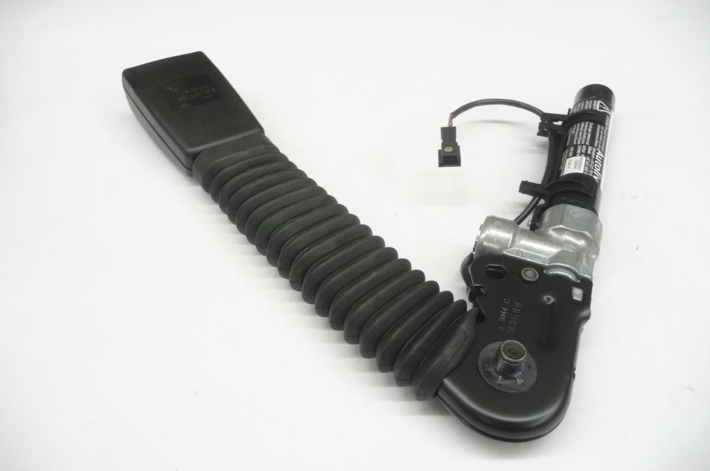 2013-2016 BMW F07 F10 F01 Front Right Lower Seat Belt Buckle ...