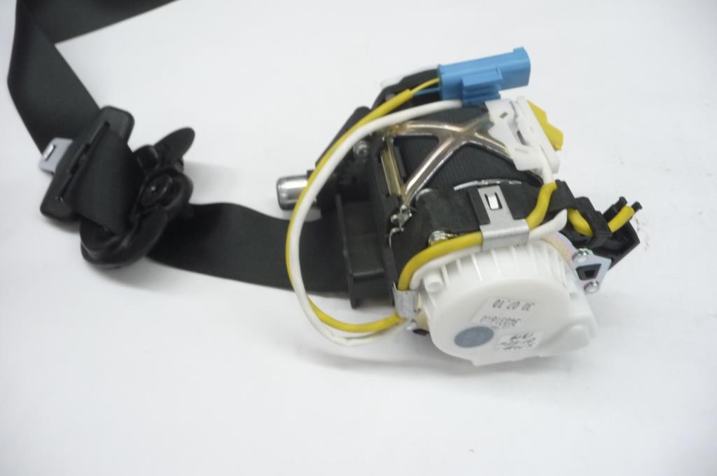 2008-2013 BMW E82 128i 135i Front Right Side Upper Seat Belt ...