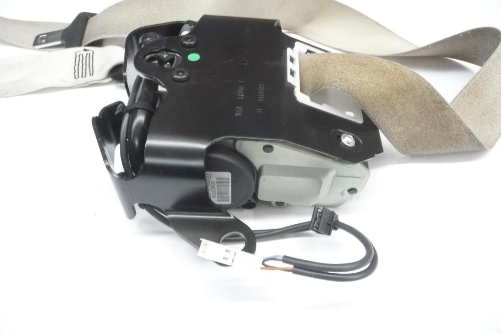 2015-2019 BMW F06 F12 F13 640i M6 Front Left Upper Seat Belt ...