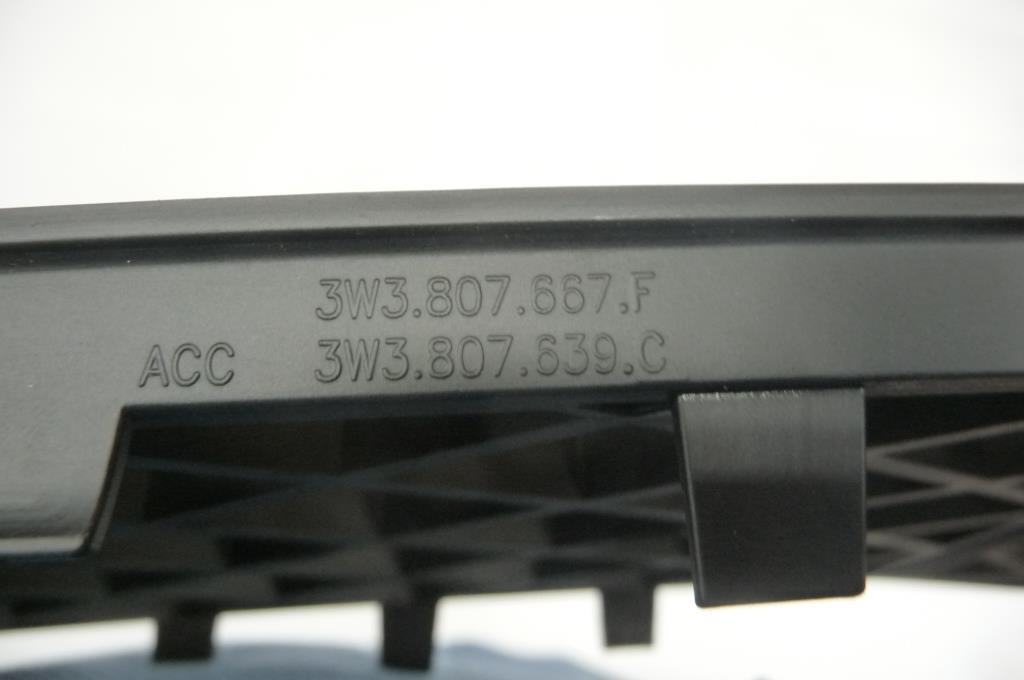 2012-2018 Bentley Continental GT GTC Front Bumper Center Grille ...