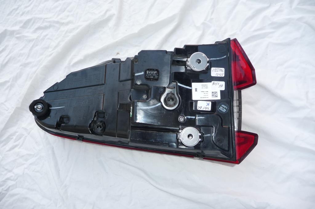 2020 BMW G05 X5 Left Driver Side Quarter Panel Tail Light 63217442261 ...