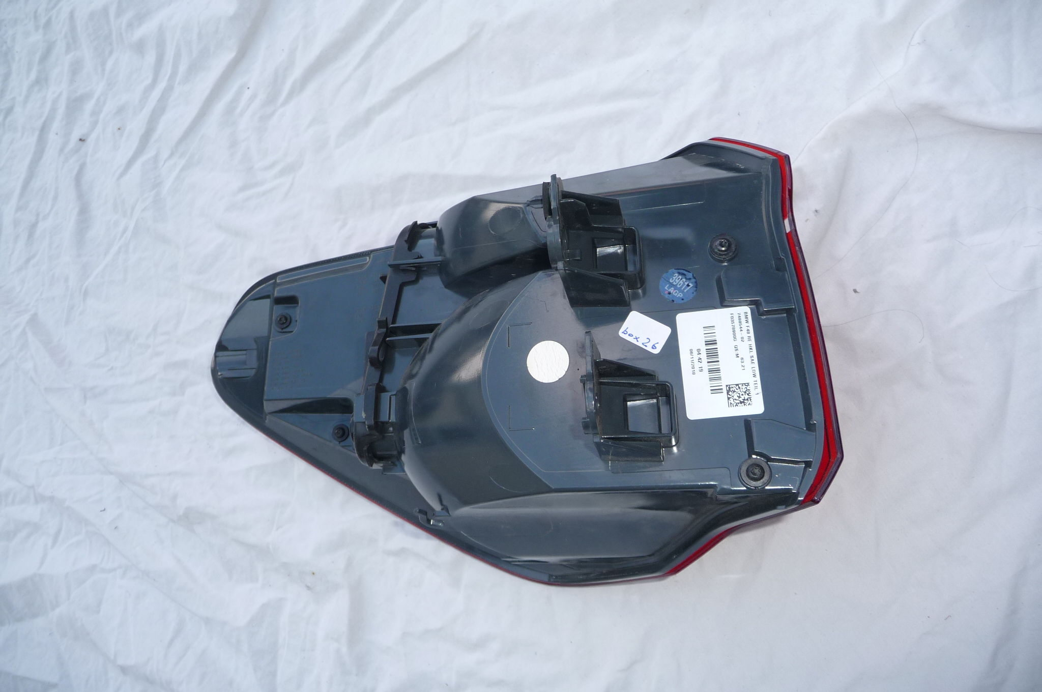 2016 2017 BMW X1 F48 Rear in 1/4 panel Right Passenger Taillight ...