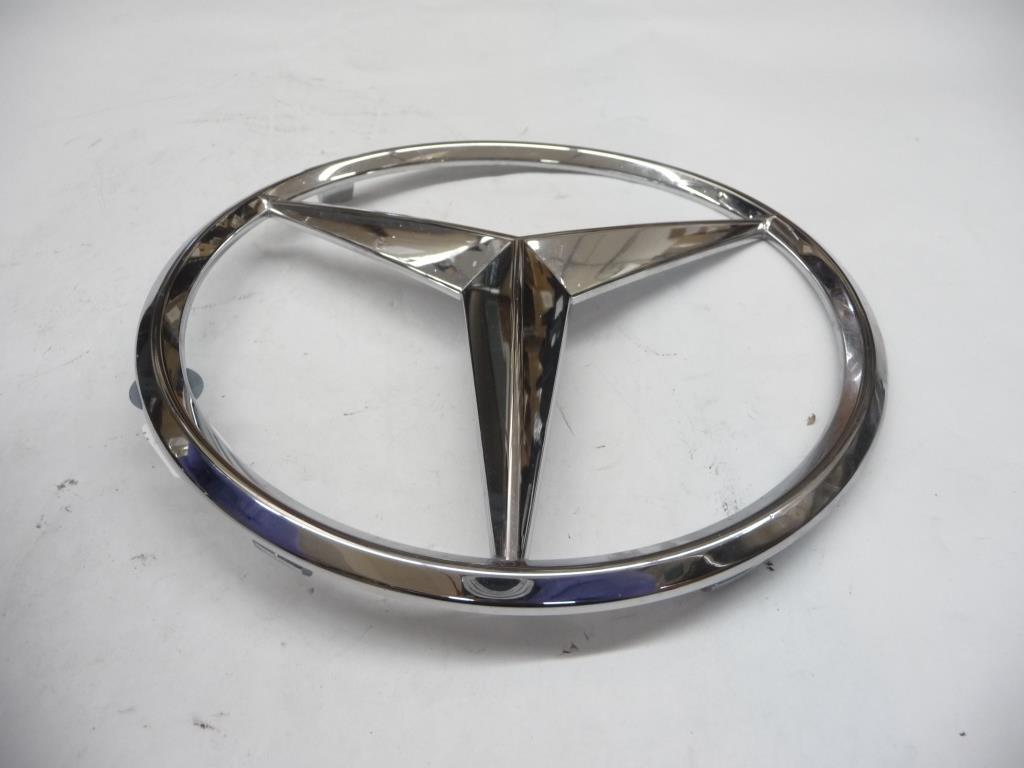 2017-2020 Mercedes Benz W213 Front Grille Emblem Star Badge A0008173200 ...