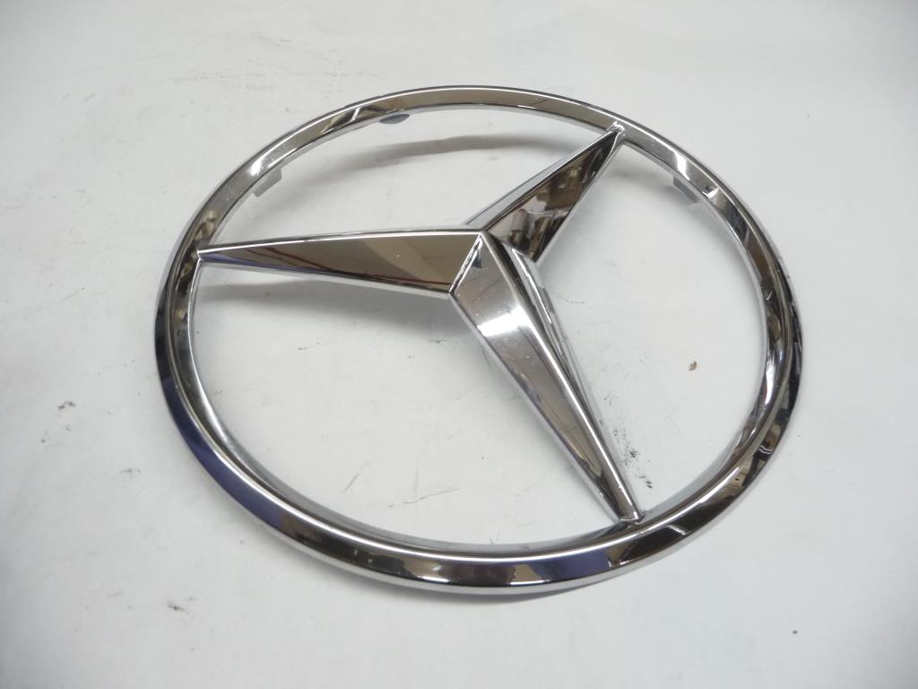 2017-2020 Mercedes Benz W213 Front Grille Emblem Star Badge A0008173200 ...