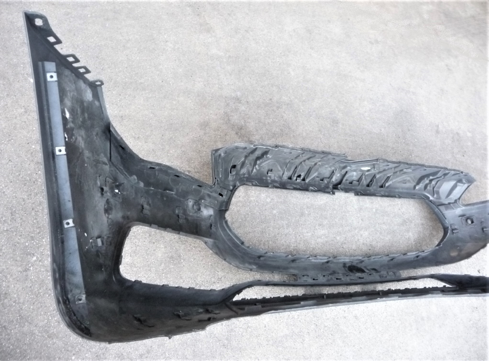 18-20 Maserati M156 Quattroporte S Front Bumper Cover 673006997 OEM ...