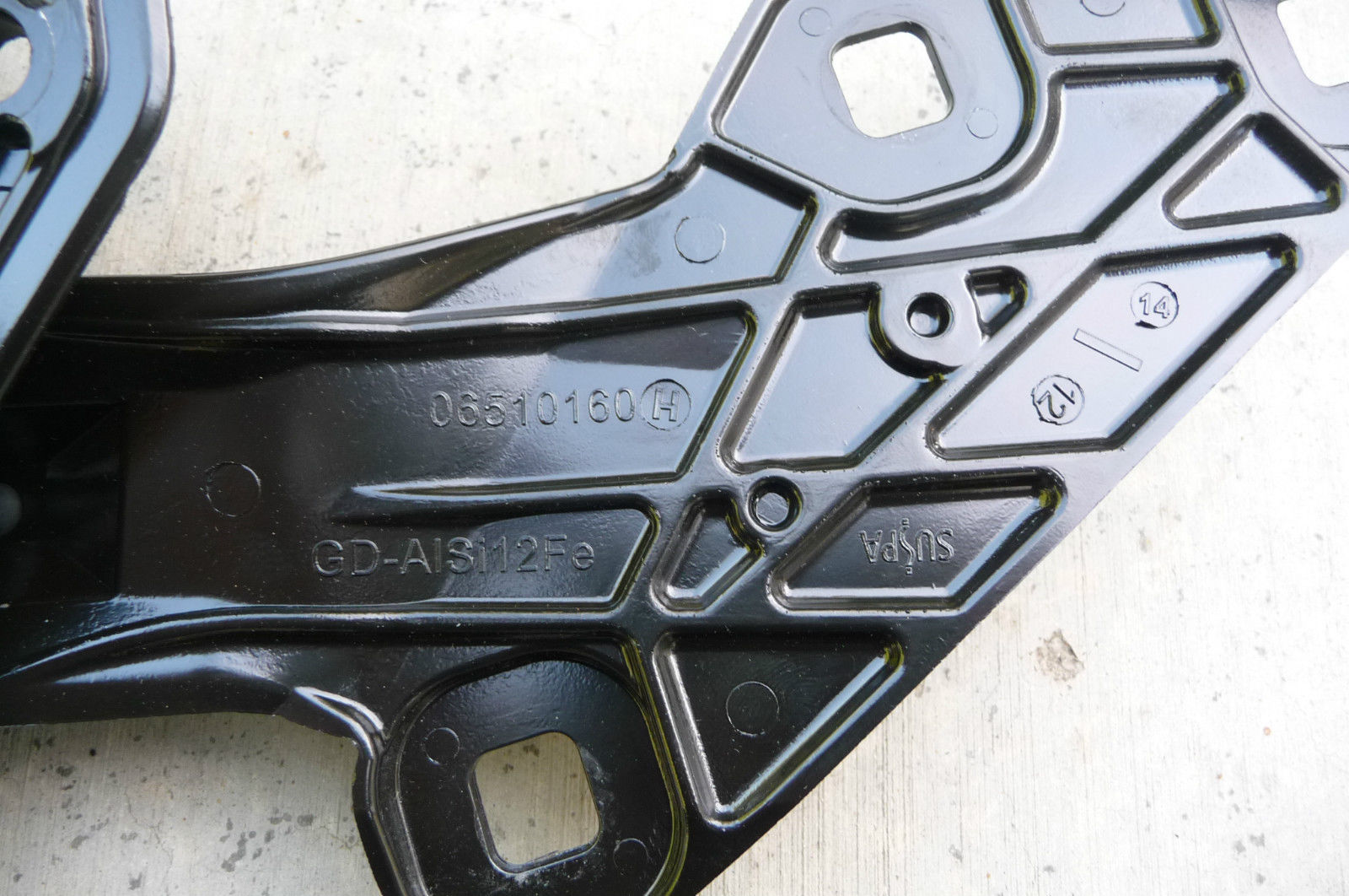 Mercedes Benz W231 SL Series Swivel Guide for Flap 2317500360 OEM OE ...