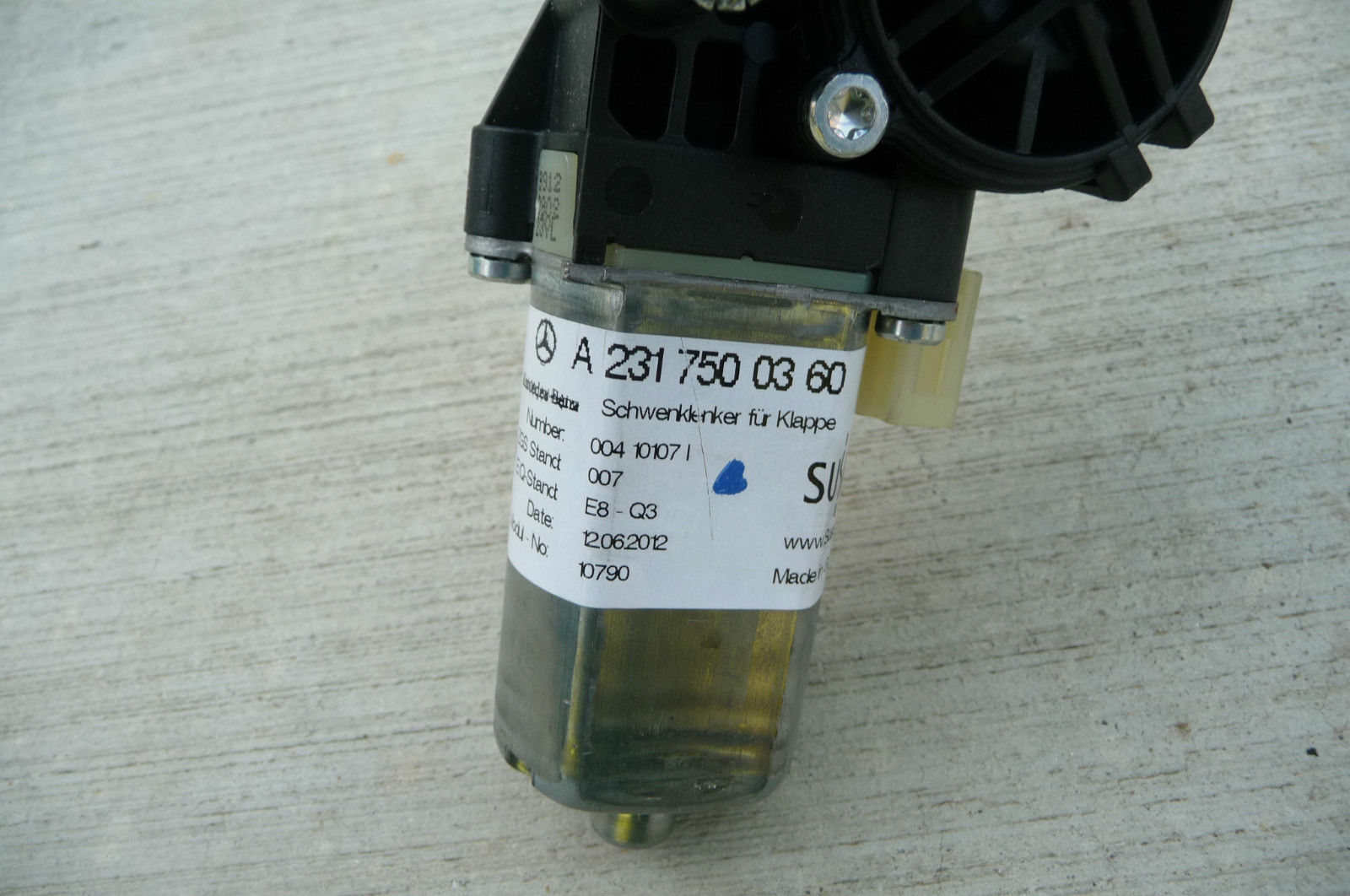 Mercedes Benz W231 SL Series Swivel Guide for Flap 2317500360 OEM OE ...