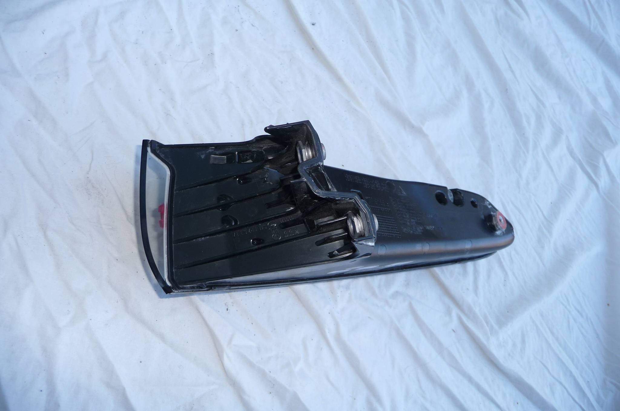 2019-2020 Porsche Cayenne Rear Right Passenger DX Stop Light 9Y0945096J OE | LA Global Parts