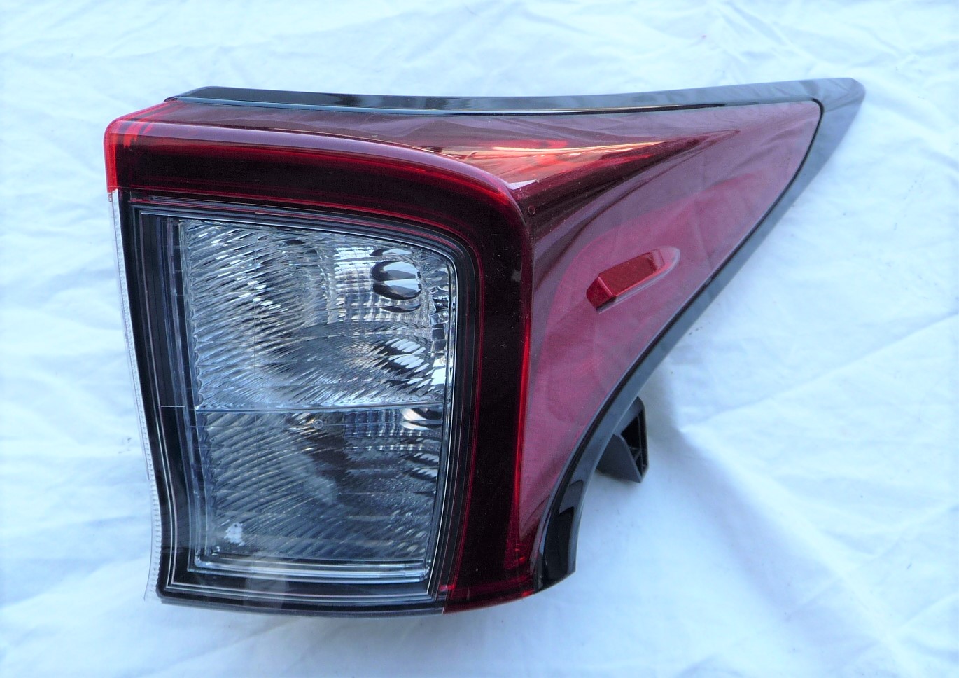 2019-2021 Toyota Prius Rear Right Passenger Tail Light Lamp 81550-47460 ...