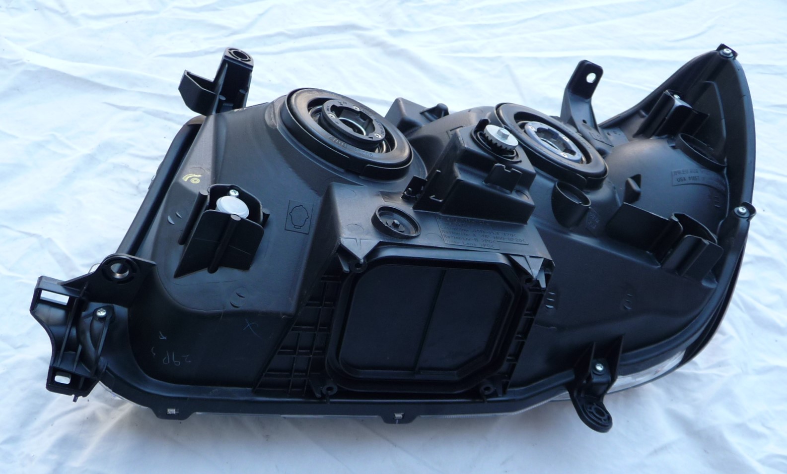 06-07 Toyota Land Cruiser Right Passenger Headlight Lamp Lens 81130 ...