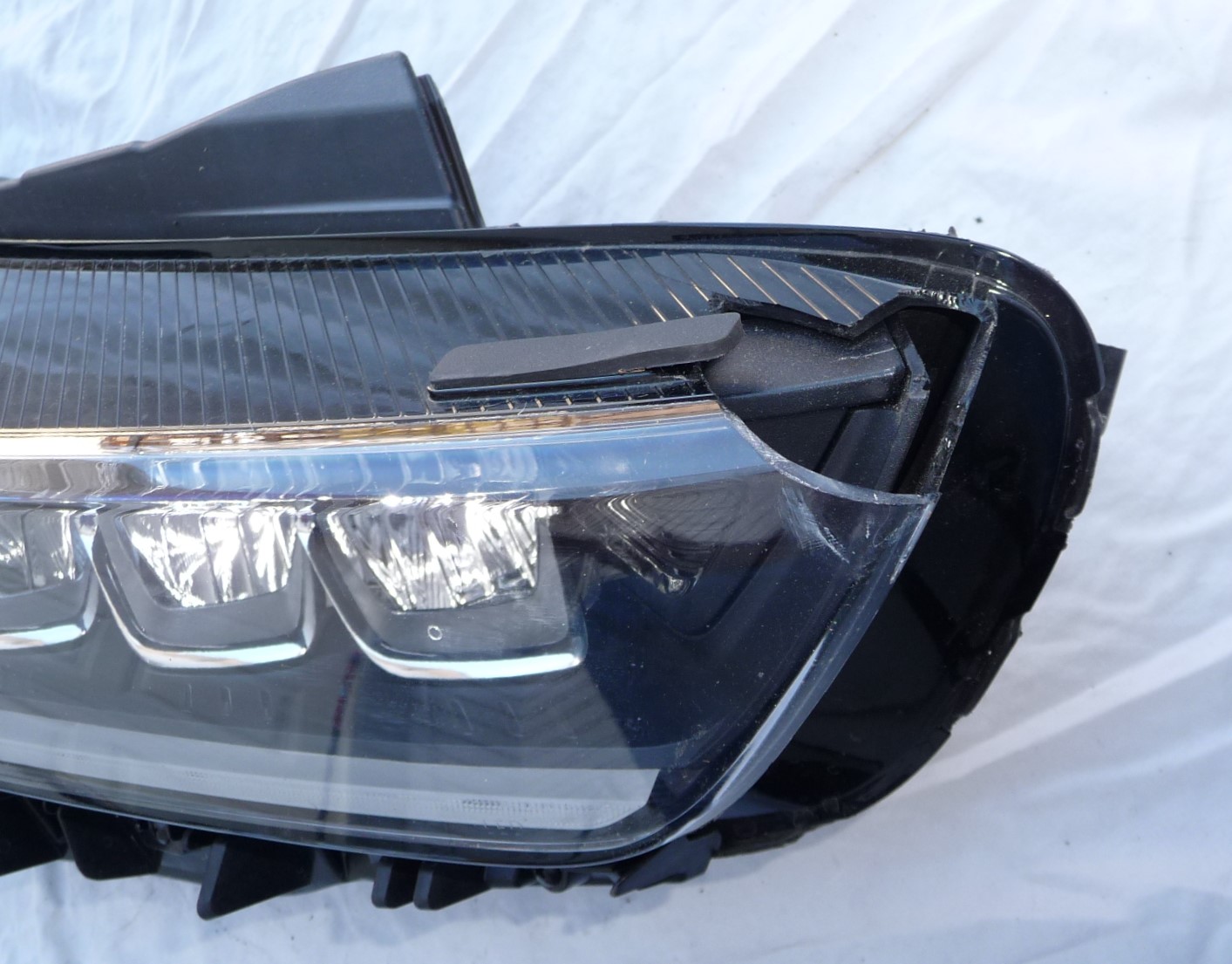 2021 KIA K5 EX LXS LX Right LED Headlight Lamp 92102-L3000, Broken ...