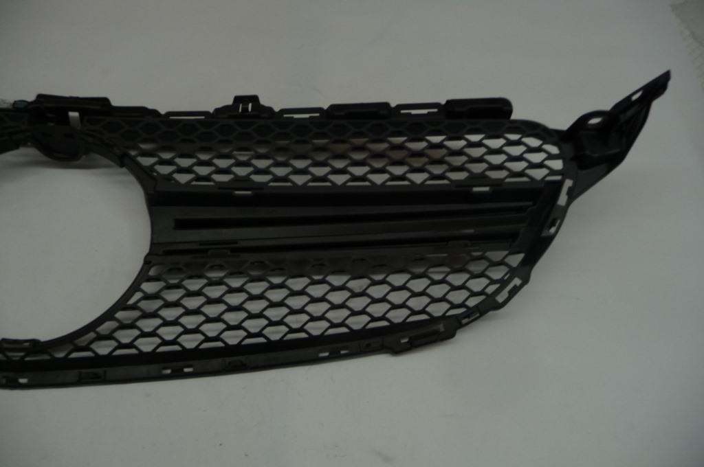 2019-2020 Mercedes Benz C43 AMG Front Upper Grille A2058882000 OEM A1 ...