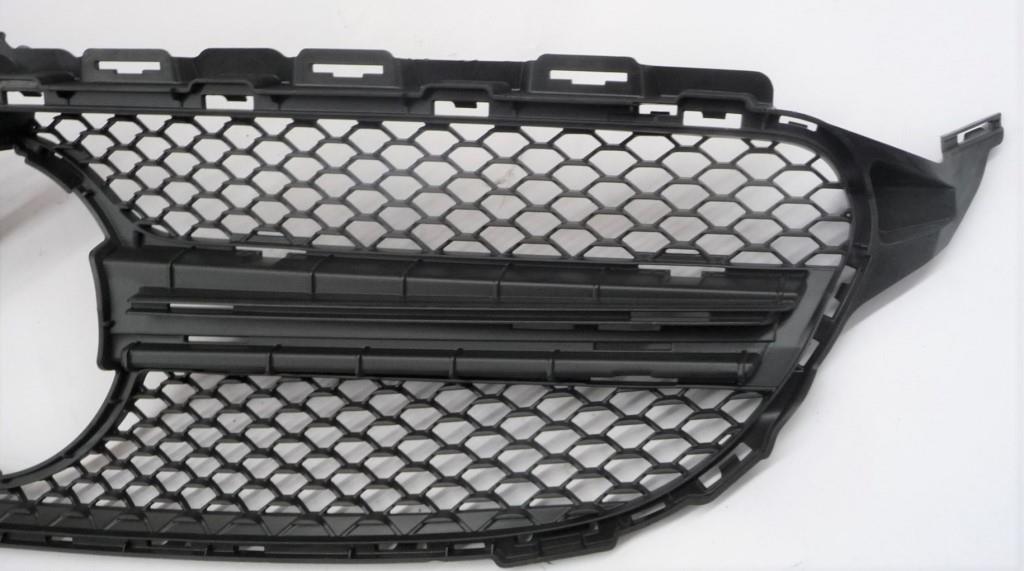 2019-2020 Mercedes Benz C43 AMG Front Upper Grille A2058882000 OEM A1 ...