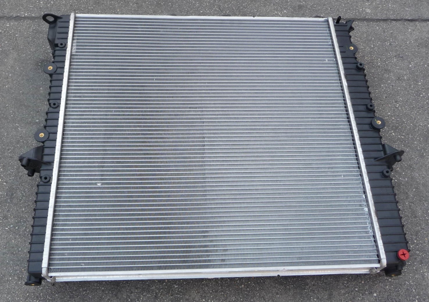 2000-2005 Bentley Azure Arnage Twin Turbo Cooling Radiator Cooler ...