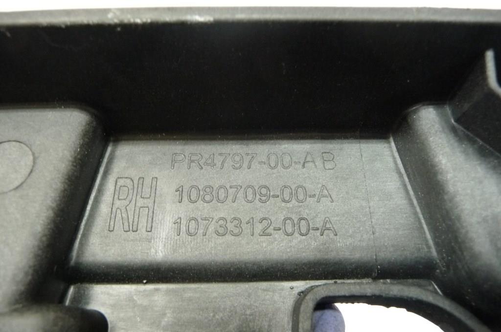 2017 Tesla Model X Other Car Part Right Side 1080709-00-A ; 1073312-00 ...